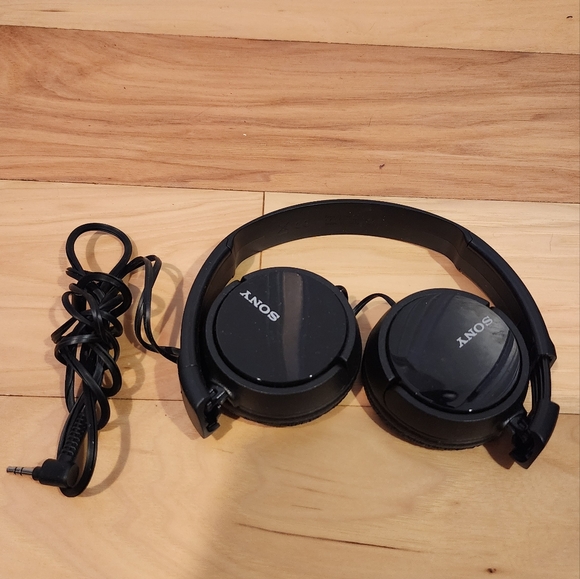 Sony | Headphones | Sony Black Wired Headphones | Poshmark